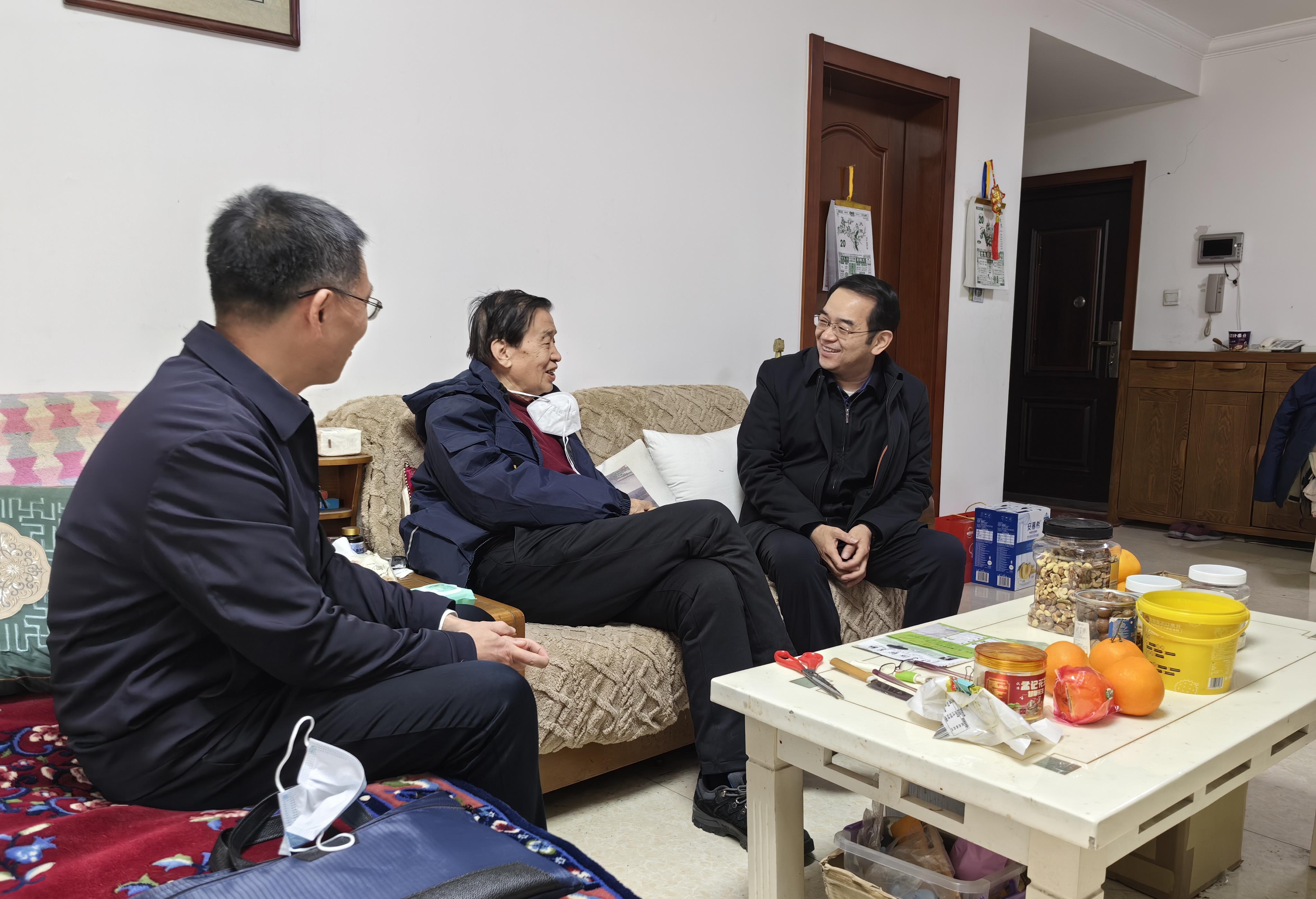 省委农办主任，省农业农村厅党组书记、厅长孙巍峰春节前夕慰问厅离退休老同志部门河南省人民政府门户网站